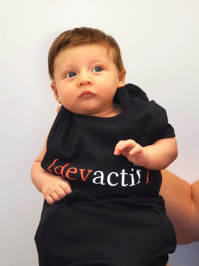 À propos de nous | DevActif | Experts en développement logiciel